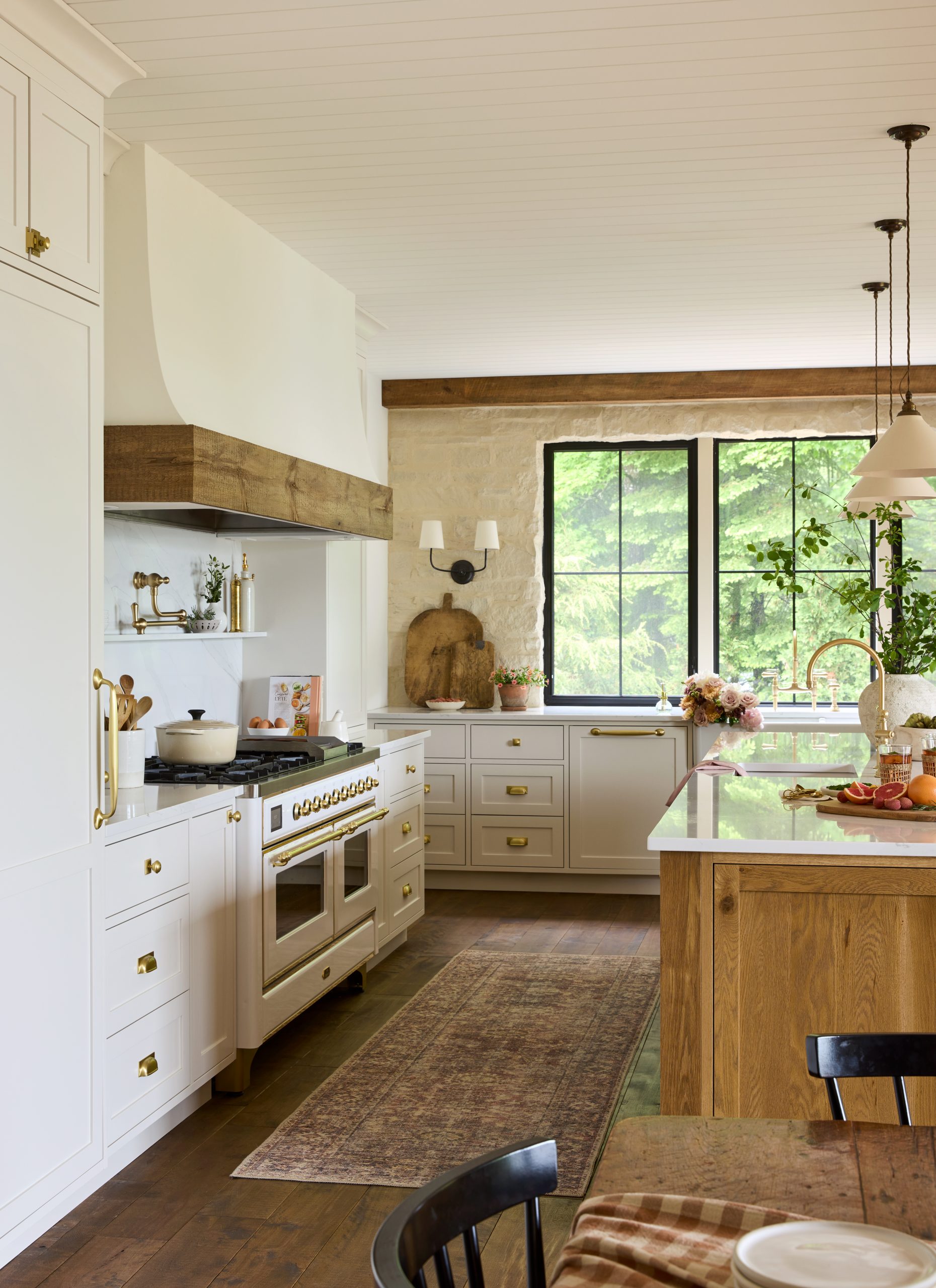 10 Best European Farmhouse Kitchens - Petite Haus